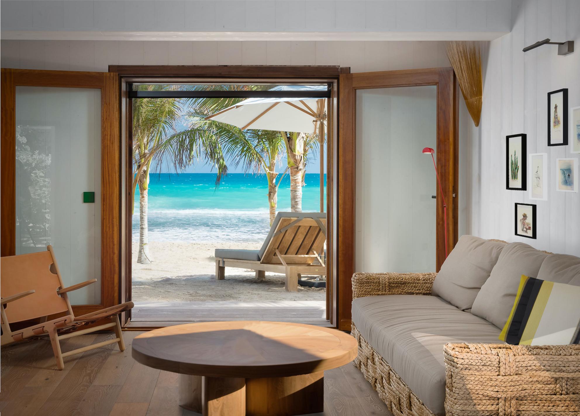 Beach Side Suite - Private Beach Access - 5* Hotel St. Barts