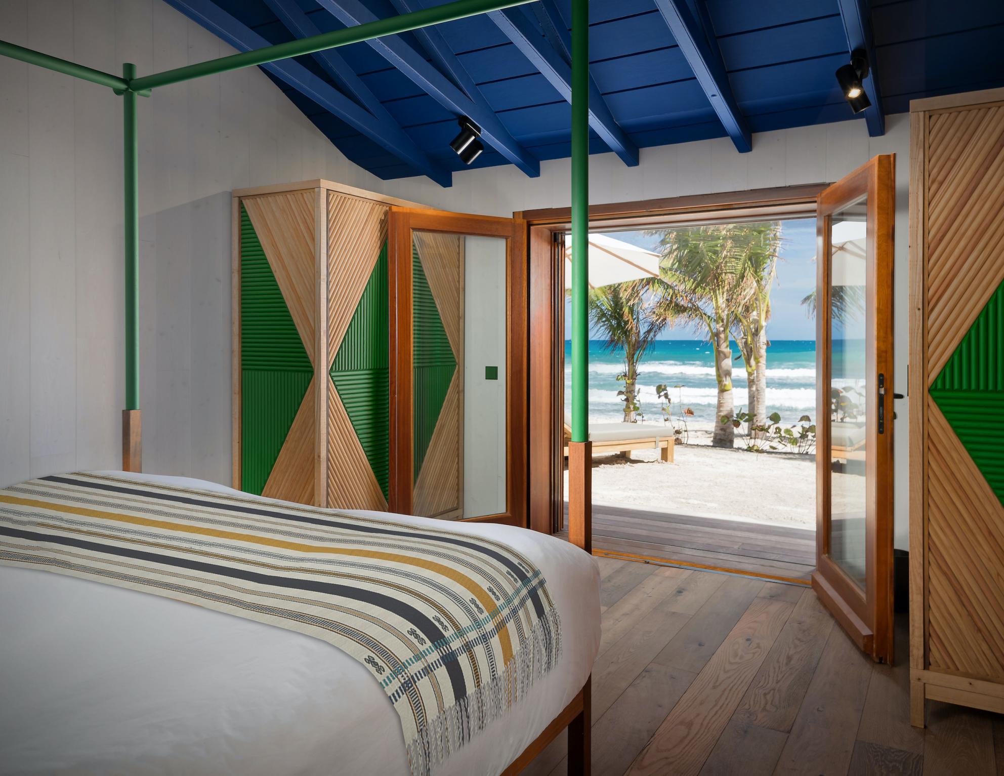 Beach Side Suite - Private Beach Access - 5* Hotel St. Barts